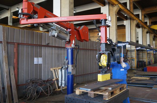 Steel plate handling