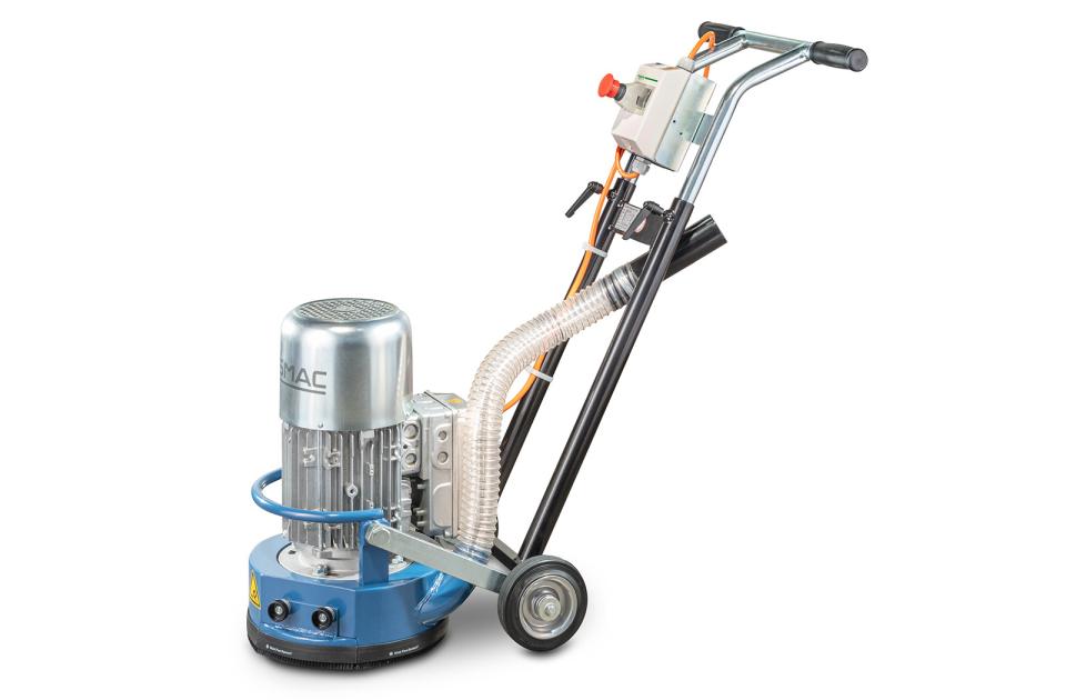 Floor grinding machine with high removal rate