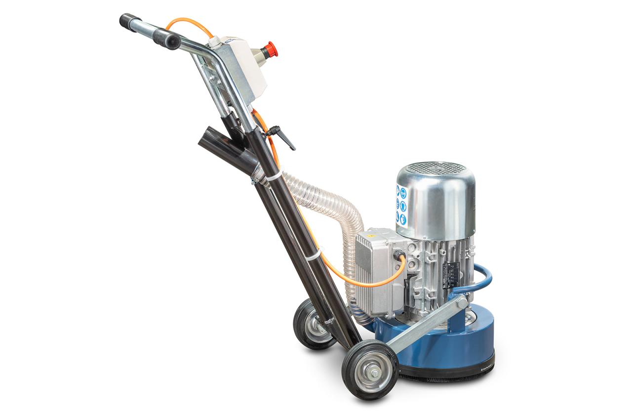 Floor grinding machine with high removal rate
